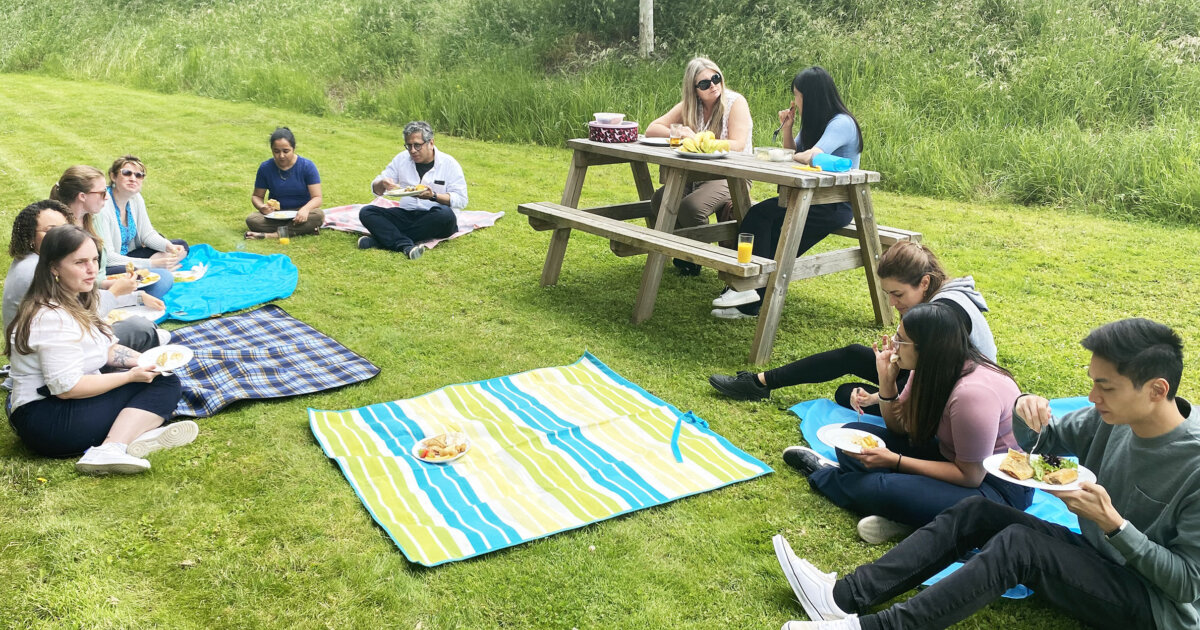 Happy International Picnic Day 18th June 2024 Latest Hed